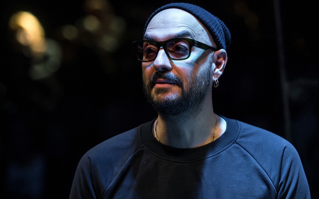 Германия: Канцлер Германии Олаф Шольц в театре у Серебренникова: Barocco